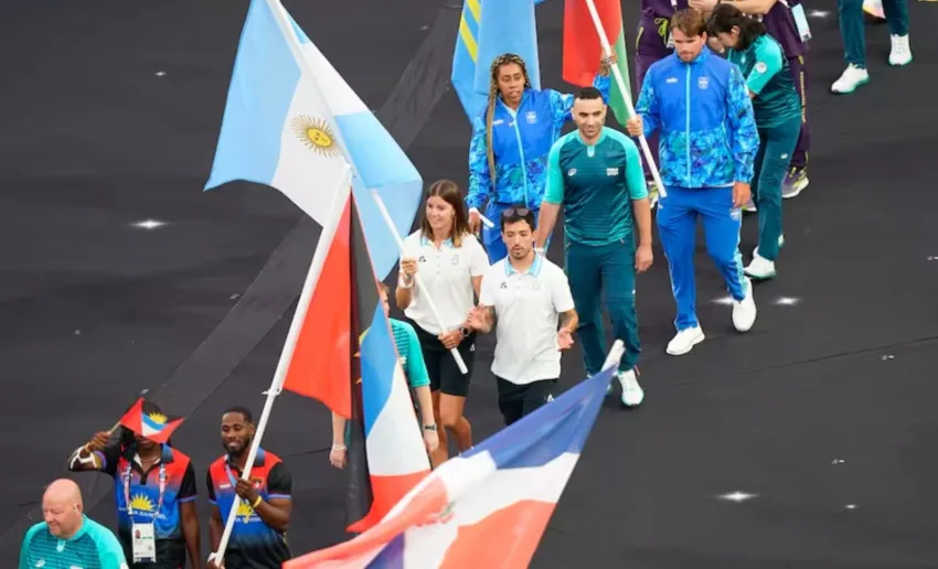 "Maligno" Torres y Eugenia Bosco, los abanderados argentinos en la ceremonia de cierre de París ...