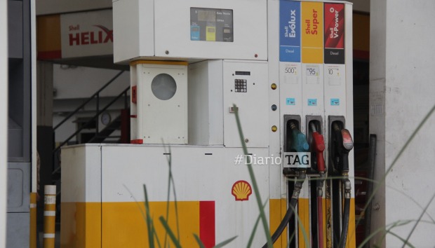 Axion y Shell se suman a la baja de precios de combustibles en la provincia: cuáles son los ...