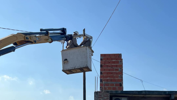 Magda Ayala supervisó una reposición de luces en Barranqueras | Diario TAG
